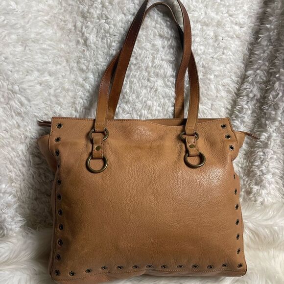 FRYE AND CO. | Bags | Frye Co Evie Leather Tan Large Tote Bag With ...